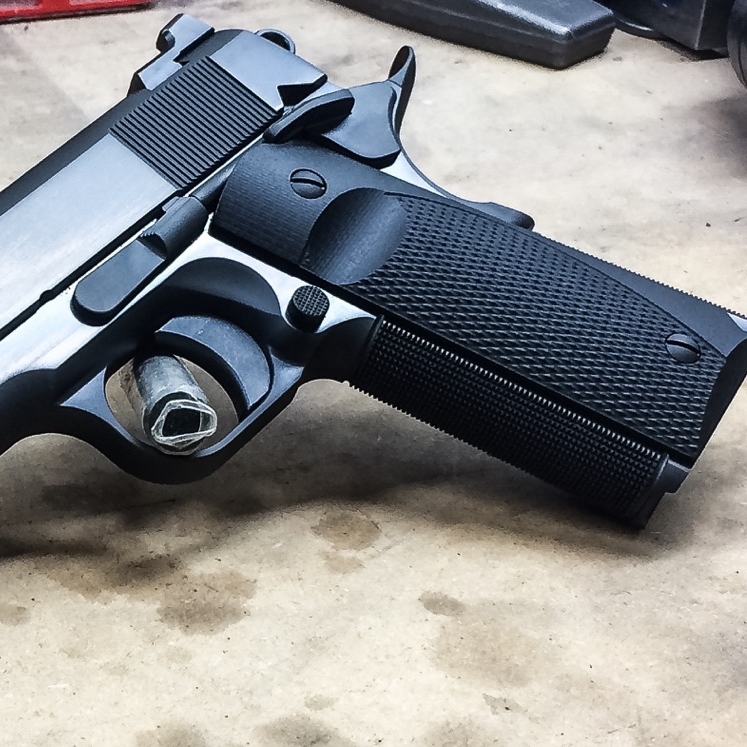 Evolution Armory - Arming the Good Guys